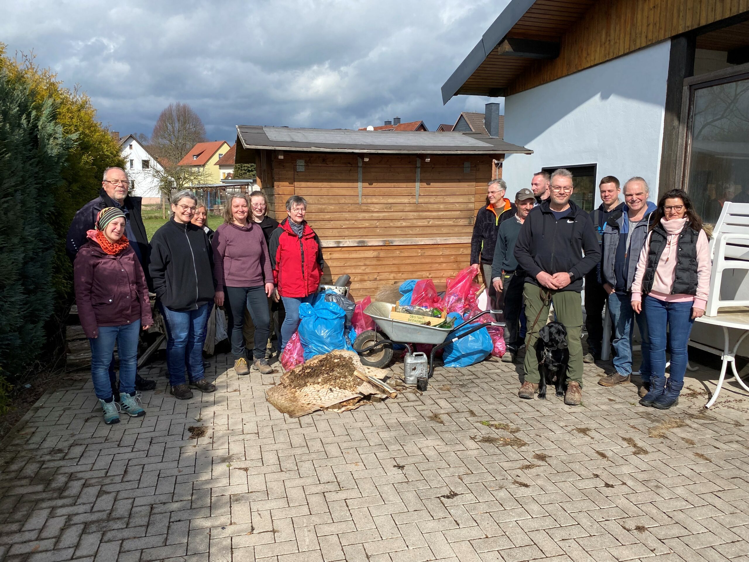 Frühjahrsputz in Behrensen - Hallo Hameln-Pyrmont